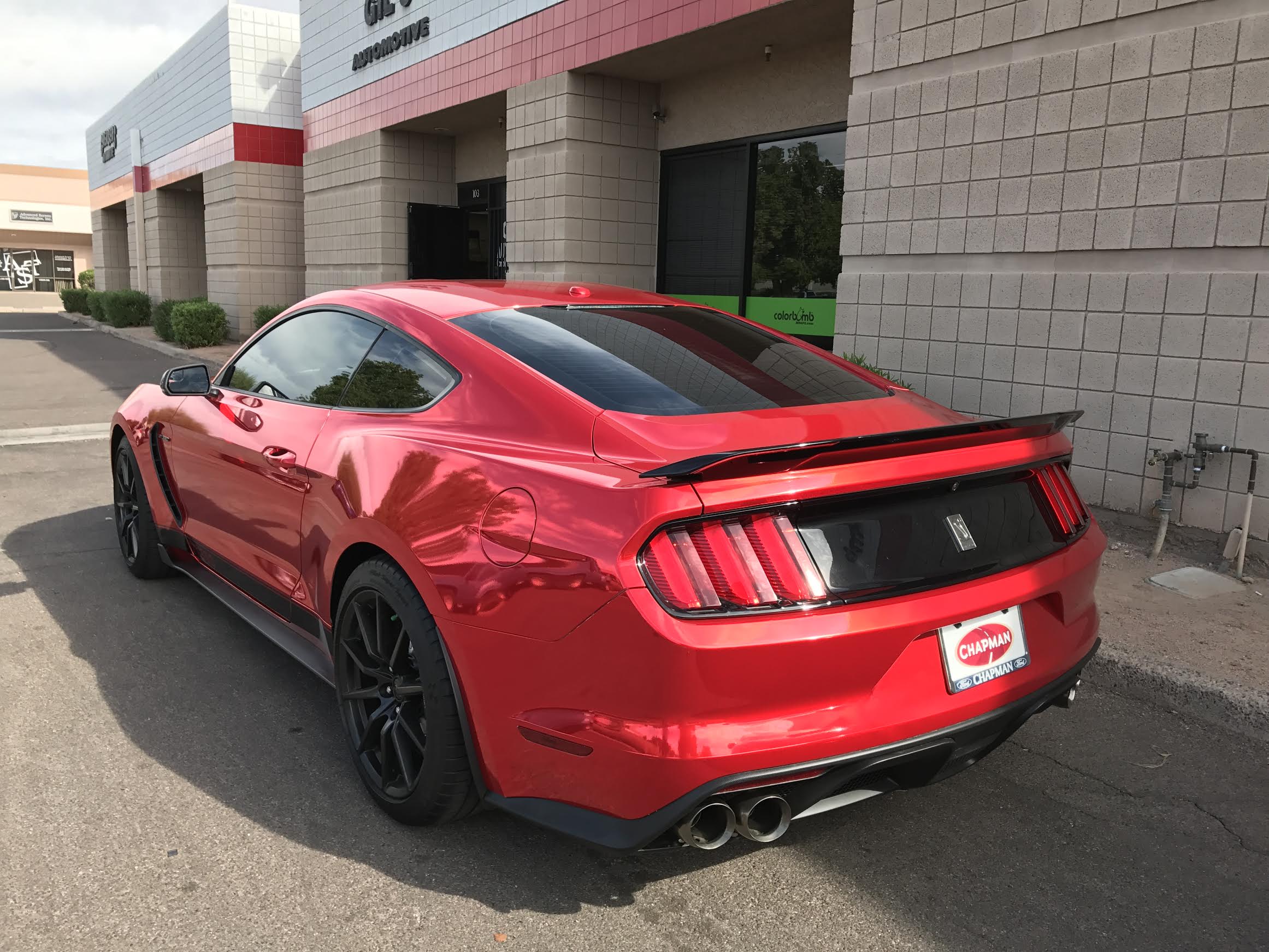 Ford Mustang Shiny Red | Colorbomb Wraps